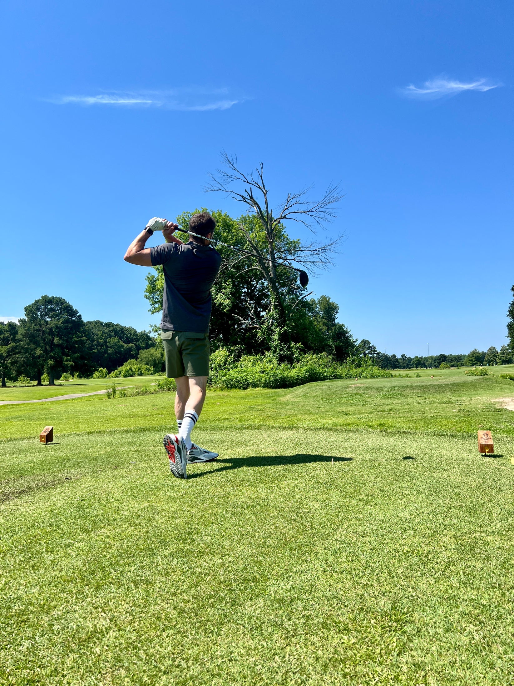 The Summer Stretch Polo – GOLF UNTUCKED
